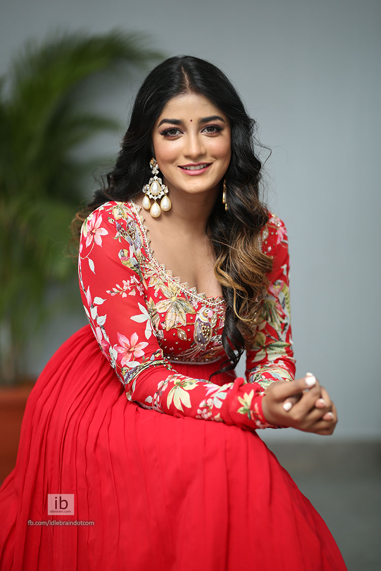 Ramabaanam Is An Entertainer That Has Something For Everyone: Dimple ...