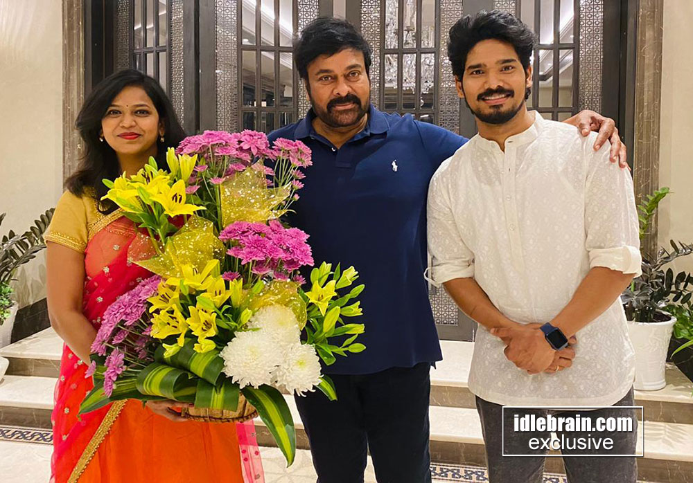 'Sudhakar and Harika meet megastar - idlebrain.com news