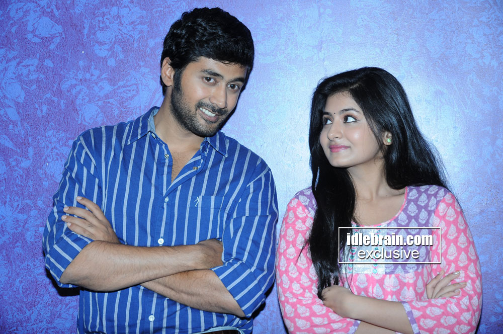 Hyderabad Love Story photo gallery - Telugu cinema - Rahul, Reshmi ...