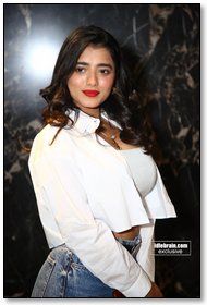 Ketika Sharma photo gallery - Telugu cinema actress