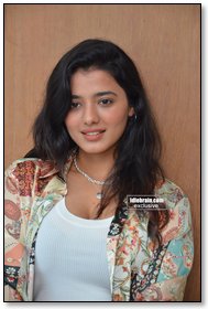 Ketika Sharma photo gallery - Telugu cinema actress