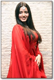 Ketika Sharma photo gallery - Telugu cinema actress