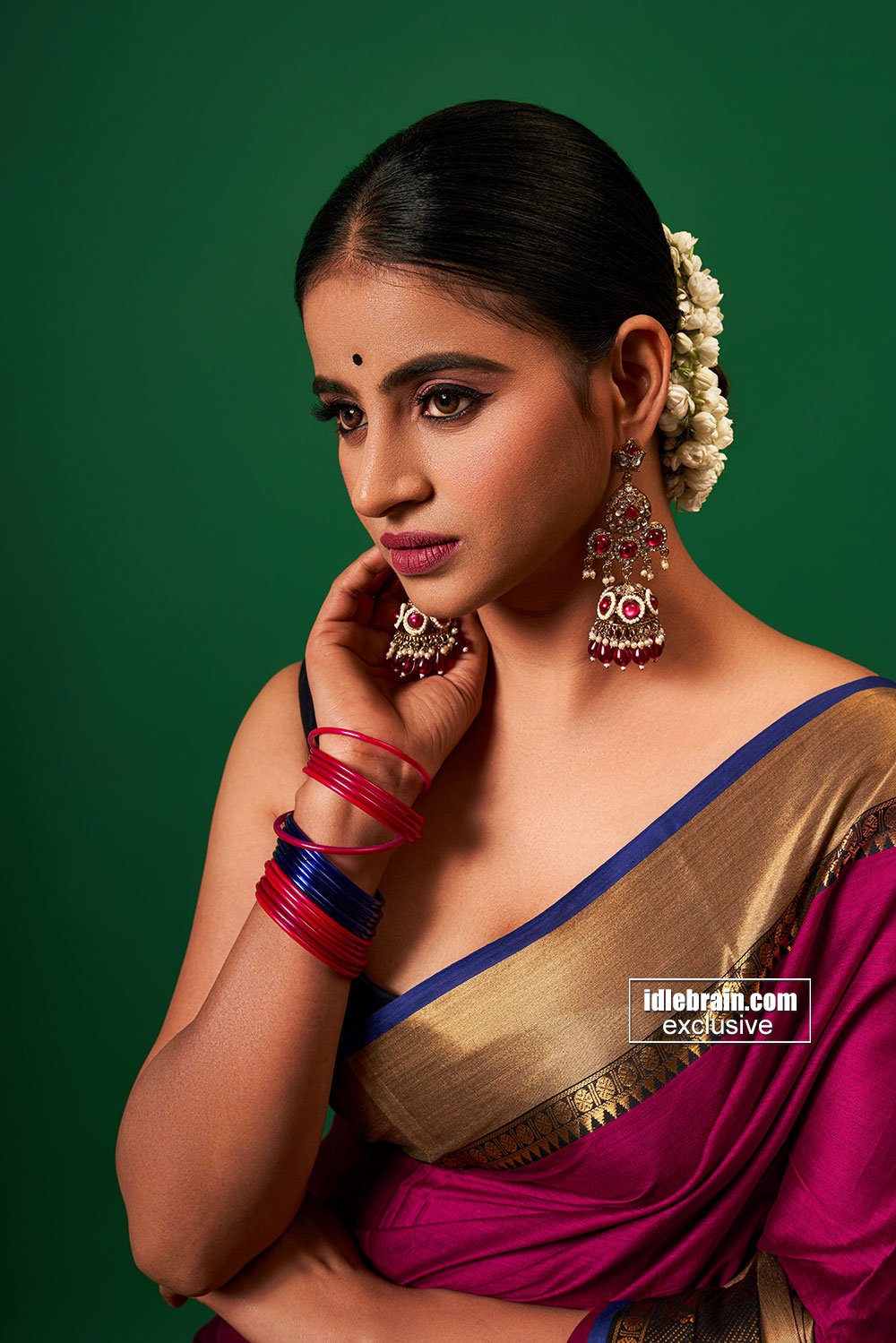 Naveena Reddy photo gallery - Telugu cinema actress