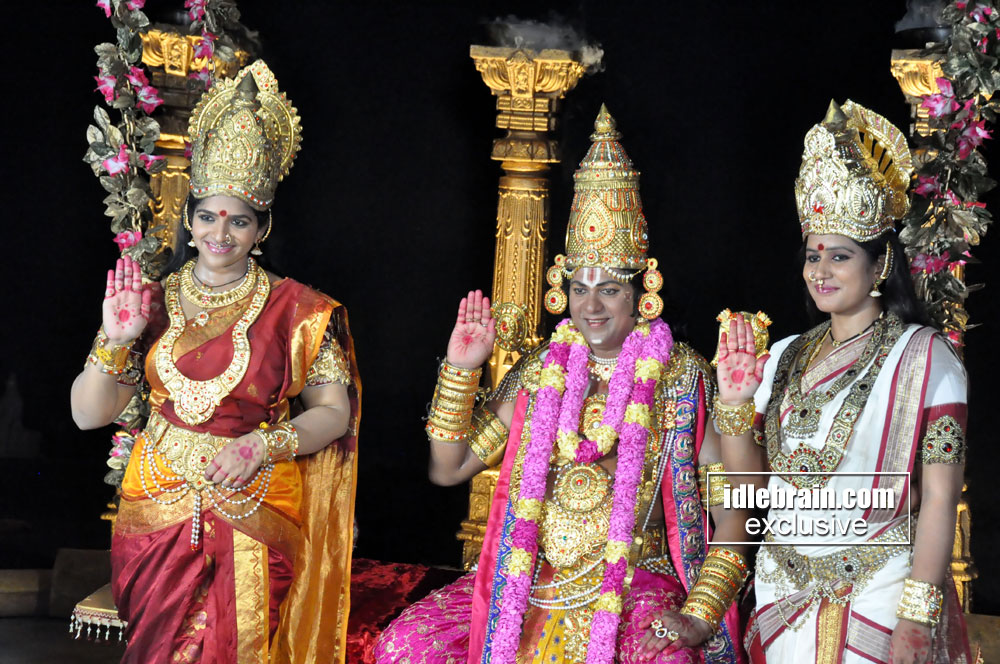 Sathee Thimmamamba photo gallery - Telugu cinema - Ranganath, Chandra ...