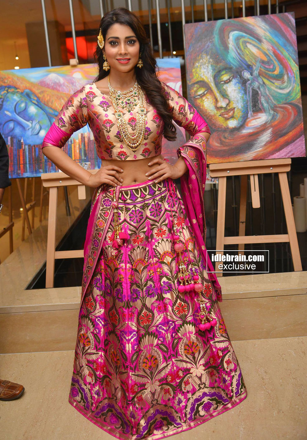 Shriya Saran photo gallery - Telugu cinema actress