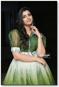 Syamala photo gallery - Telugu cinema anchor