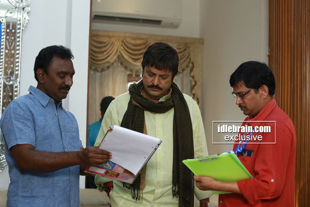 Gayatri working stills photo gallery - Telugu cinema - Mohan Babu ...