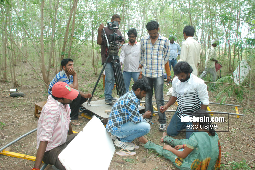 Yugmali Working Stills photo gallery - Telugu cinema - Jogi Naidu, Kota ...