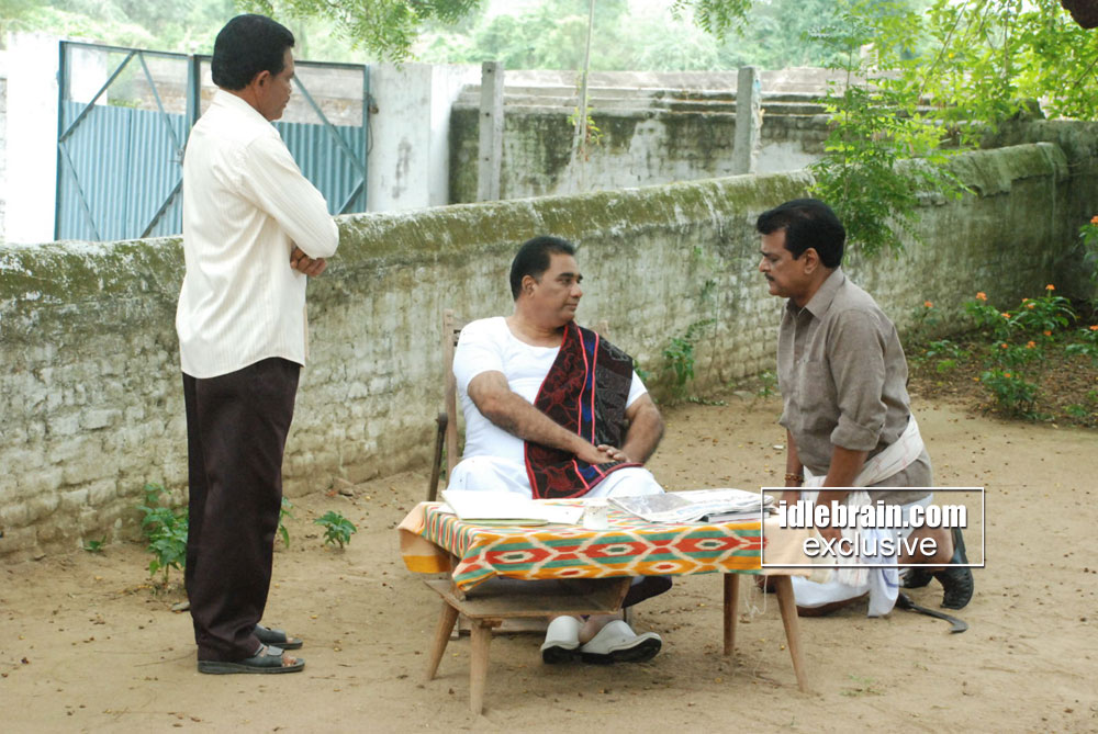 Yugmali Working Stills photo gallery - Telugu cinema - Jogi Naidu, Kota ...