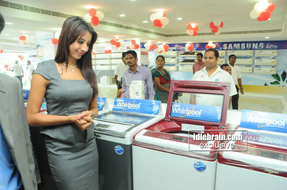 Bajaj Electronics launch @ Madhapur, Hyderabad - Telugu cinema